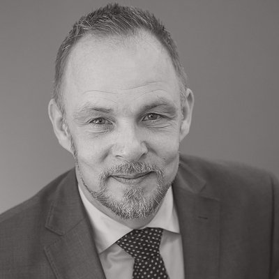 Jerry Nyhlén — Hittamäklare