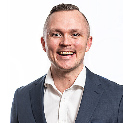 Alexander Franzén, mäklare i Alvesta med 71 omdömen — Hittamäklare