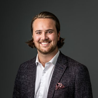 Alex Eckelöv, mäklare i Nacka med 11 omdömen — Hittamäklare