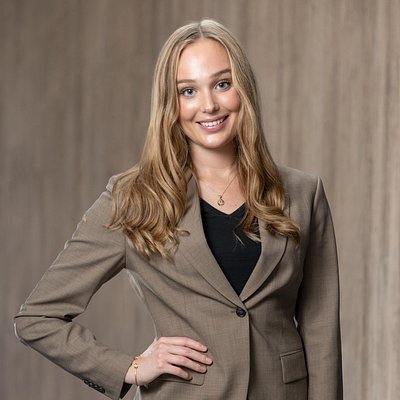 Amanda Mattson, mäklare och säljarfavorit 2024 — Hittamäklare